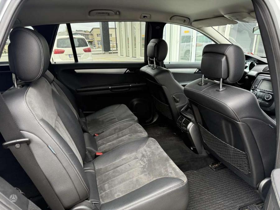 Pelēks Mercedes-Benz R 350 2008 Viļņa, ar dzinēja tilpumu 2.99 L un nobraukumu 397 tūkst. km par 3400 €, foto 10 vietnē AUTOMOTO.COM.LV