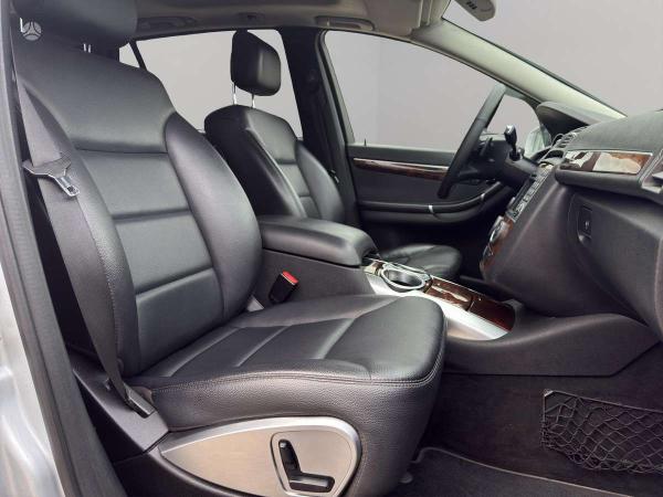 Pelēks Mercedes-Benz R 350 2011 Kauņa, ar dzinēja tilpumu 3.50 L un nobraukumu 279 tūkst. km par 8699 €, foto 8 vietnē AUTOMOTO.COM.LV