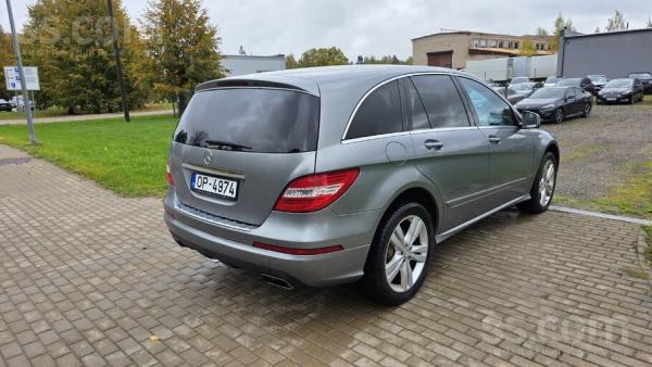Мерседес Р 350 2011 в Лимбажи на AUTOMOTO.COM.LV Серый Мерседес Р 350 2011 в Лимбажи, объемом двигателя 3.00 л и пробегом 288 тыс. км за 7500 €, фото 6 на AUTOMOTO.COM.LV