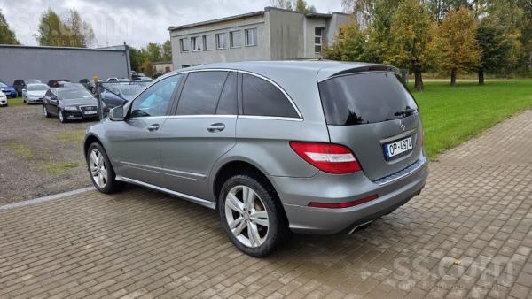 Мерседес Р 350 2011 в Лимбажи на AUTOMOTO.COM.LV Серый Мерседес Р 350 2011 в Лимбажи, объемом двигателя 3.00 л и пробегом 288 тыс. км за 7500 €, фото 8 на AUTOMOTO.COM.LV
