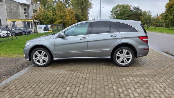 Мерседес Р 350 2011 в Лимбажи на AUTOMOTO.COM.LV Серый Мерседес Р 350 2011 в Лимбажи, объемом двигателя 3.00 л и пробегом 288 тыс. км за 7500 €, фото 9 на AUTOMOTO.COM.LV