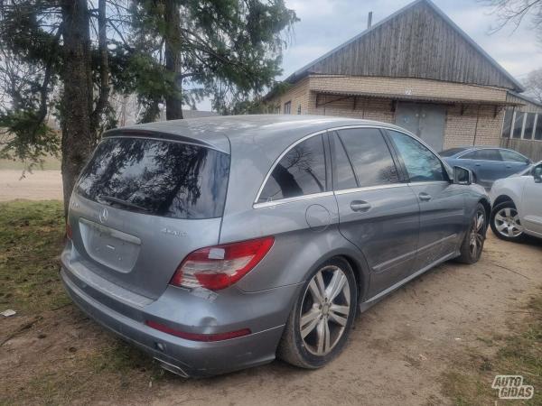 Pelēks Mercedes-Benz R 350 2012 Tauragė, ar dzinēja tilpumu 3.00 L un nobraukumu 200 tūkst. km par 4200 €, foto 6 vietnē AUTOMOTO.COM.LV