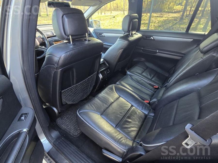 Pelēks Mercedes-Benz R 350 2012 Daugavpils, ar dzinēja tilpumu 3.00 L un nobraukumu 0 tūkst. km par 8300 €, foto 13 vietnē AUTOMOTO.COM.LV