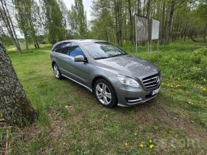 Pelēks Mercedes-Benz R 350 2012 Daugavpils, ar dzinēja tilpumu 3.00 L un nobraukumu 0 tūkst. km par 8300 €, foto 21 vietnē AUTOMOTO.COM.LV