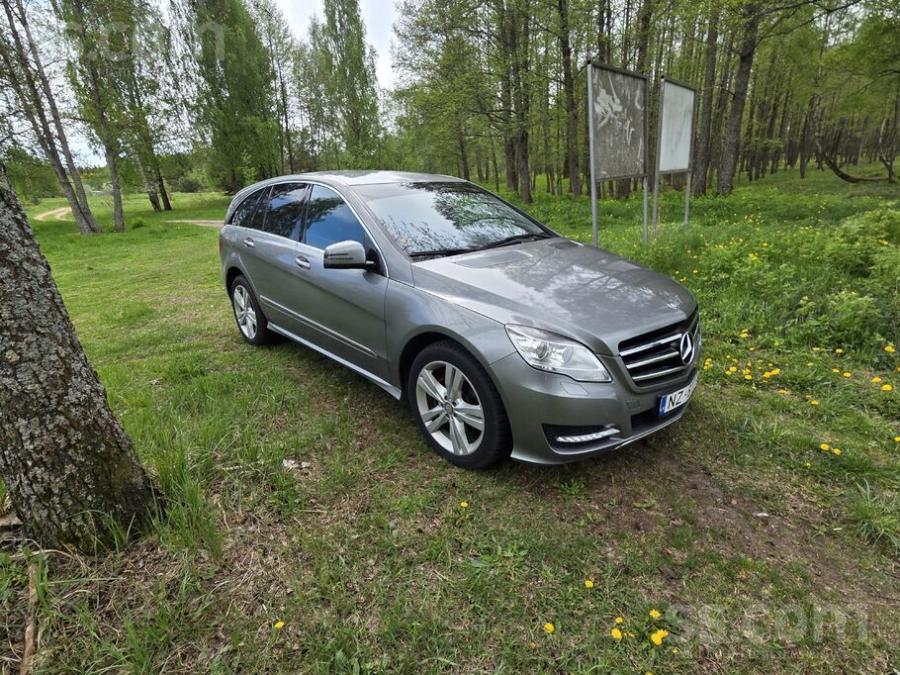 Pelēks Mercedes-Benz R 350 2012 Daugavpils, ar dzinēja tilpumu 3.00 L un nobraukumu 0 tūkst. km par 8300 €, foto 21 vietnē AUTOMOTO.COM.LV