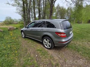 Pelēks Mercedes-Benz R 350 2012 Daugavpils, ar dzinēja tilpumu 3.00 L un nobraukumu 0 tūkst. km par 8300 €, foto 22 vietnē AUTOMOTO.COM.LV