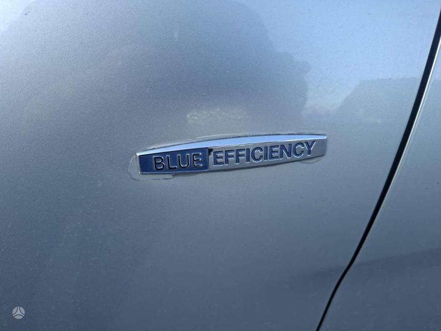 Pelēks Mercedes-Benz R 350 2012 Šauļi, ar dzinēja tilpumu 3.00 L un nobraukumu 230 tūkst. km par 6300 €, foto 9 vietnē AUTOMOTO.COM.LV