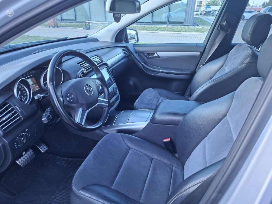 Pelēks Mercedes-Benz R 350 2012 Šauļi, ar dzinēja tilpumu 3.00 L un nobraukumu 230 tūkst. km par 6300 €, foto 13 vietnē AUTOMOTO.COM.LV