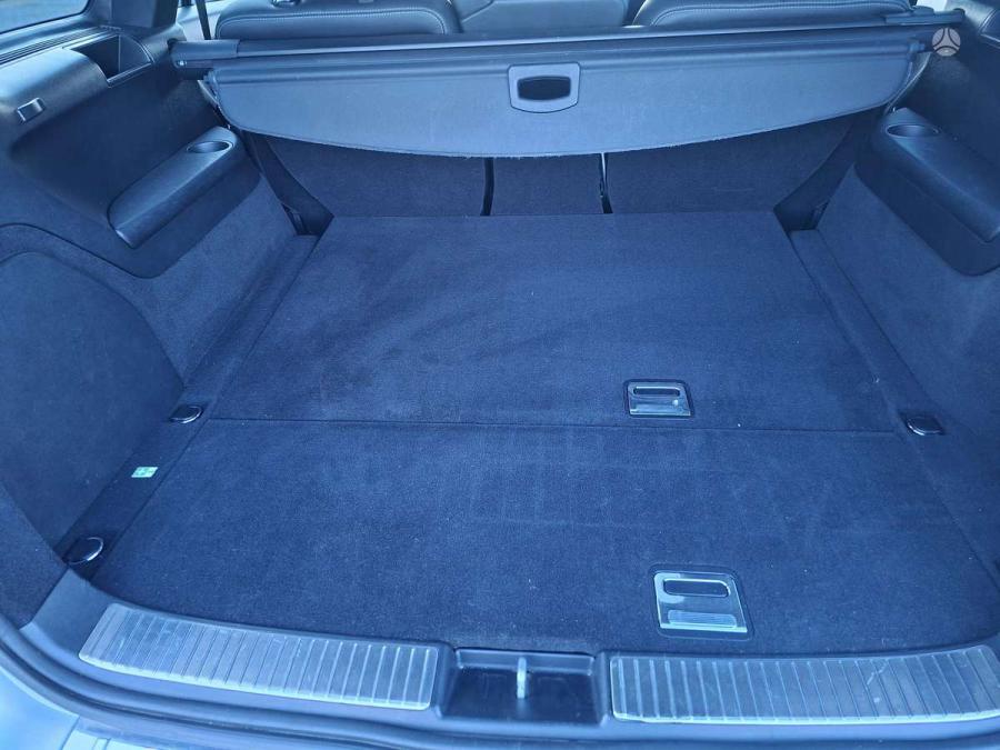 Pelēks Mercedes-Benz R 350 2012 Šauļi, ar dzinēja tilpumu 3.00 L un nobraukumu 230 tūkst. km par 6300 €, foto 25 vietnē AUTOMOTO.COM.LV