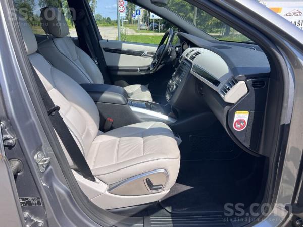 Pelēks Mercedes-Benz R 350 2013 Limbaži, ar dzinēja tilpumu 3.50 L un nobraukumu 254 tūkst. km par 10550 €, foto 10 vietnē AUTOMOTO.COM.LV