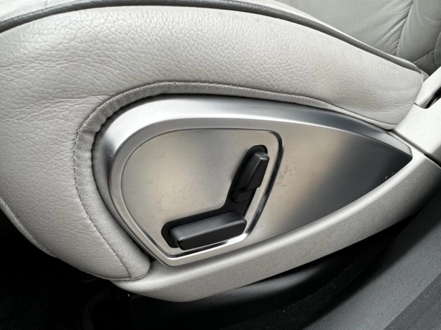 Pelēks Mercedes-Benz R 350 2013 Rīga, ar dzinēja tilpumu 3.50 L un nobraukumu 254 tūkst. km par 10550 €, foto 14 vietnē AUTOMOTO.COM.LV