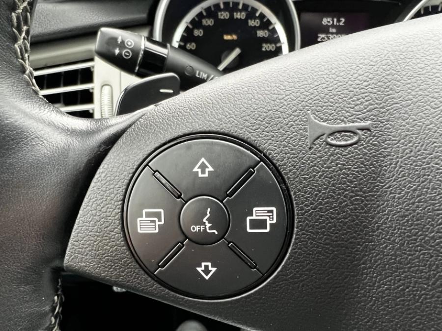 Pelēks Mercedes-Benz R 350 2013 Rīga, ar dzinēja tilpumu 3.50 L un nobraukumu 254 tūkst. km par 10550 €, foto 19 vietnē AUTOMOTO.COM.LV
