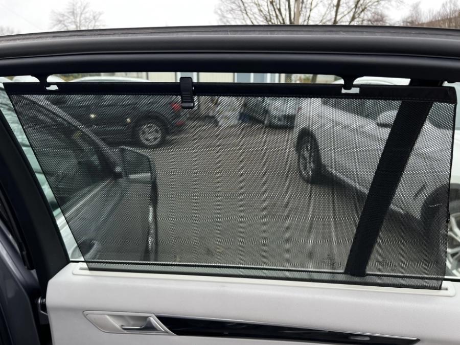 Pelēks Mercedes-Benz R 350 2013 Rīga, ar dzinēja tilpumu 3.50 L un nobraukumu 254 tūkst. km par 10550 €, foto 31 vietnē AUTOMOTO.COM.LV