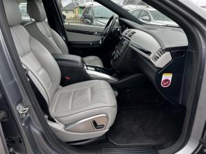 Pelēks Mercedes-Benz R 350 2013 Rīga, ar dzinēja tilpumu 3.50 L un nobraukumu 254 tūkst. km par 10550 €, foto 35 vietnē AUTOMOTO.COM.LV