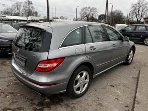 Pelēks Mercedes-Benz R 350 2013 Rīga, ar dzinēja tilpumu 3.50 L un nobraukumu 254 tūkst. km par 10550 €, foto 43 vietnē AUTOMOTO.COM.LV