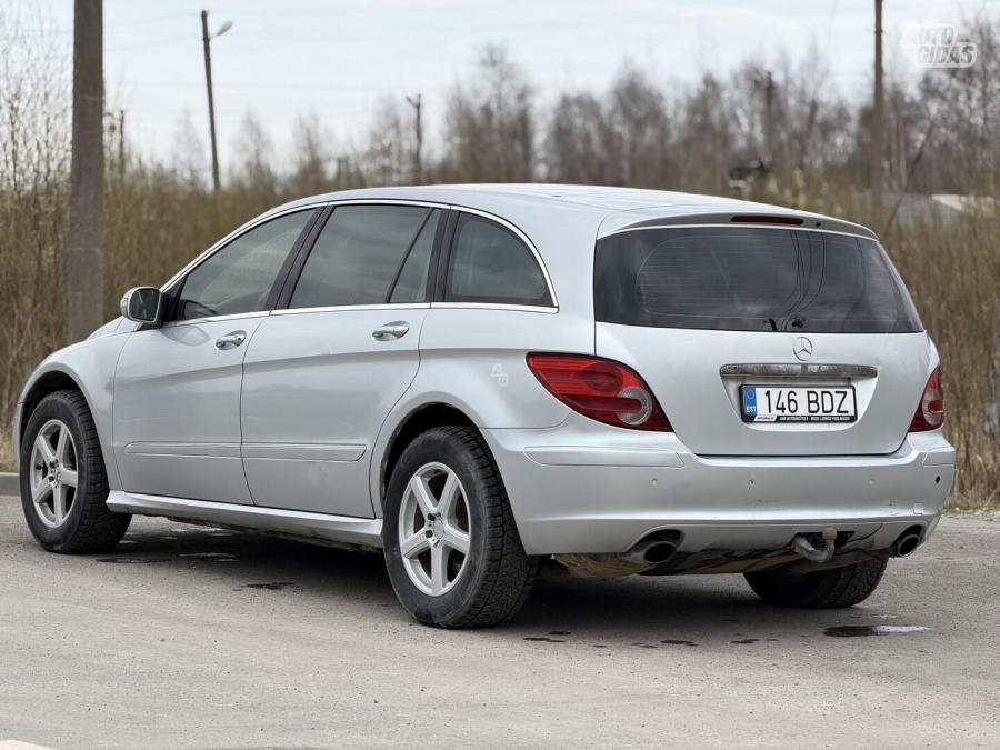 Pelēks Mercedes-Benz R 350 2006 Šauļi, ar dzinēja tilpumu 3.50 L un nobraukumu 362 tūkst. km par 2150 €, foto 5 vietnē AUTOMOTO.COM.LV