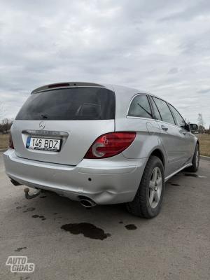 Pelēks Mercedes-Benz R 350 2006 Šauļi, ar dzinēja tilpumu 3.50 L un nobraukumu 362 tūkst. km par 2150 €, foto 7 vietnē AUTOMOTO.COM.LV