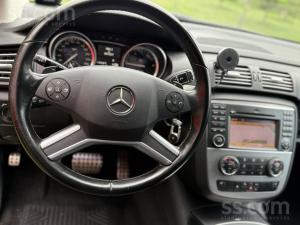 Pelēks Mercedes-Benz R 350 2011 Rīga, ar dzinēja tilpumu 3.00 L un nobraukumu 288 tūkst. km par 7990 €, foto 9 vietnē AUTOMOTO.COM.LV