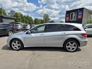 Mercedes-Benz R 350 2010 Rīga, ar dzinēja tilpumu 3.00 L un nobraukumu 325 tūkst. km par 9490 €, foto 10 vietnē AUTOMOTO.COM.LV