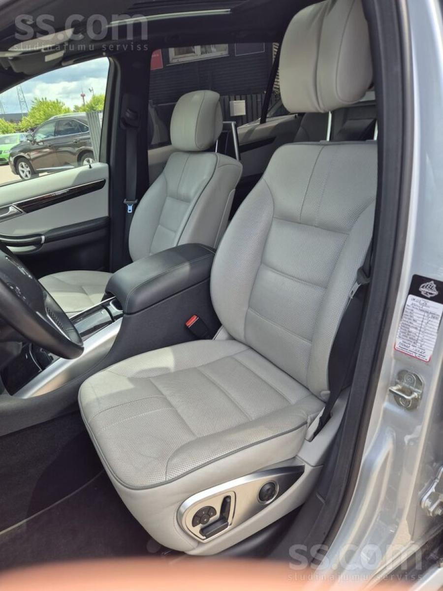 Mercedes-Benz R 350 2010 Rīga, ar dzinēja tilpumu 3.00 L un nobraukumu 325 tūkst. km par 9490 €, foto 19 vietnē AUTOMOTO.COM.LV