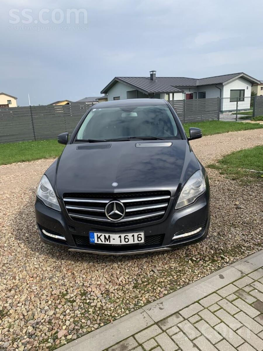 Mercedes-Benz R 350 2012 in Riga, with an engine capacity of 3.00 L and mileage of 420 thousand km for 8500 €, photo 3 on AUTOMOTO.COM.LV