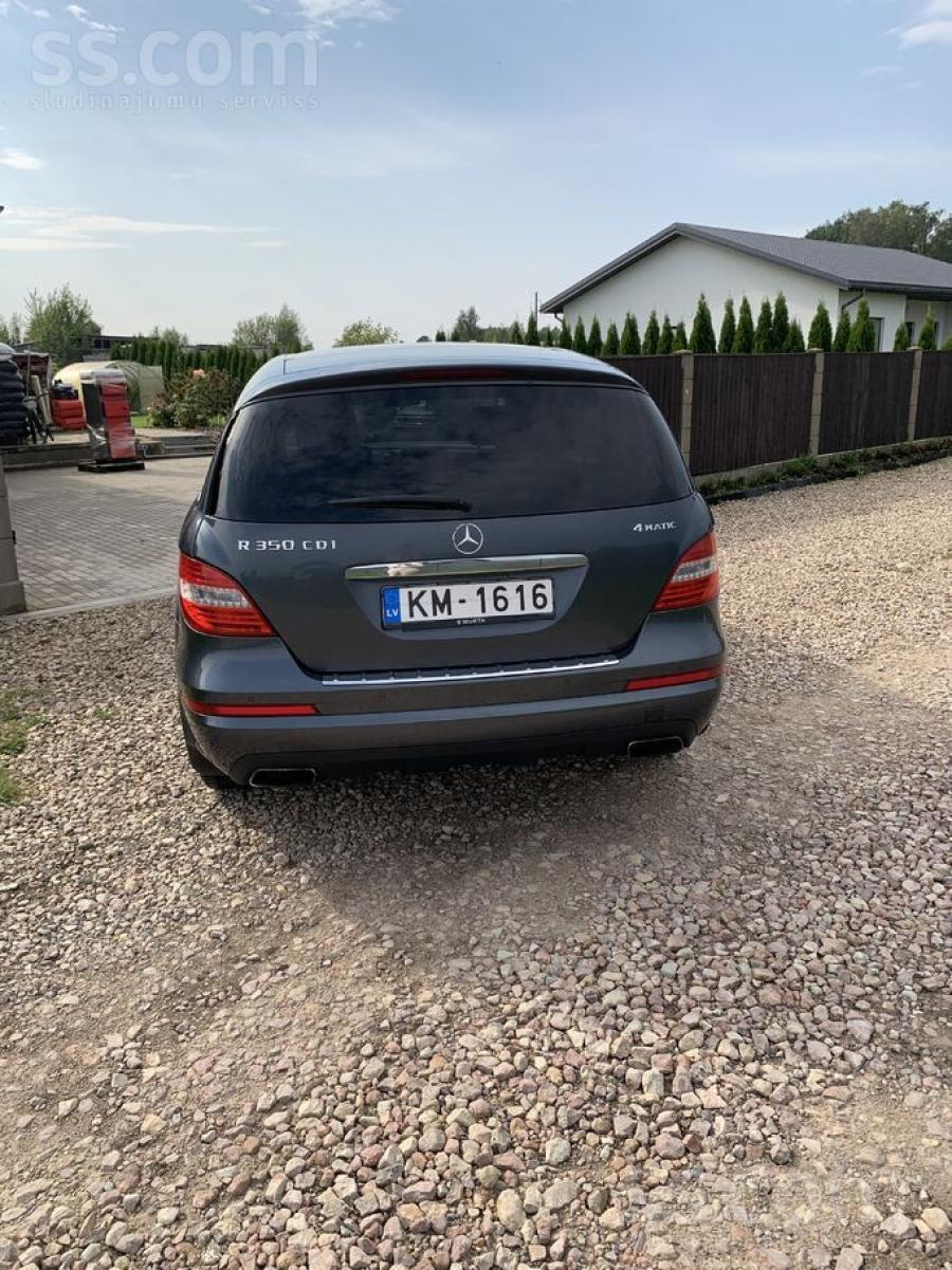 Mercedes-Benz R 350 2012 in Riga, with an engine capacity of 3.00 L and mileage of 420 thousand km for 8500 €, photo 5 on AUTOMOTO.COM.LV