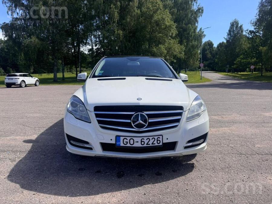 Белый Мерседес Р 350 2011 в Лимбажи, объемом двигателя 3.00 л и пробегом 285 тыс. км за 5500 €, фото 1 на AUTOMOTO.COM.LV