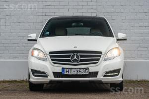 White Mercedes-Benz R 350 2011 in Riga, with an engine capacity of 3.00 L and mileage of 202 thousand km for 8500 €, photo  on AUTOMOTO.COM.LV