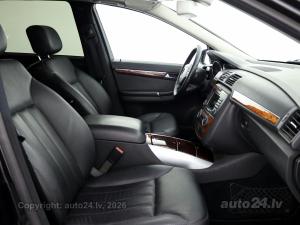 Melns Mercedes-Benz R-Class 2007 Tallina, ar dzinēja tilpumu 3.50 L un nobraukumu 339 tūkst. km par 1599 €, foto 7 vietnē AUTOMOTO.COM.LV