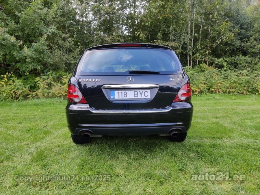 Melns Mercedes-Benz R-Class 2008 Tallina, ar dzinēja tilpumu 3.00 L un nobraukumu 320 tūkst. km par 2000 €, foto 6 vietnē AUTOMOTO.COM.LV