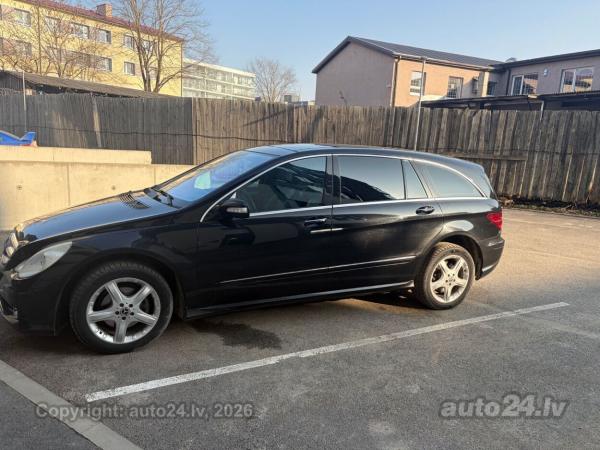 Melns Mercedes-Benz R-Class 2008 Tallina, ar dzinēja tilpumu 3.00 L un nobraukumu 330 tūkst. km par 4600 €, foto 4 vietnē AUTOMOTO.COM.LV