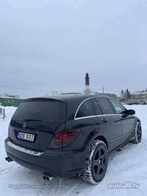 Black Mercedes-Benz R-Class 2009 in Tallinn, with an engine capacity of 3.00 L and mileage of 221 thousand km for 5999 €, photo 6 on AUTOMOTO.COM.LV