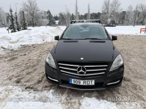 Black Mercedes-Benz R-Class 2010 in Tallinn, with an engine capacity of 3.00 L and mileage of 216 thousand km for 9990 €, photo 2 on AUTOMOTO.COM.LV
