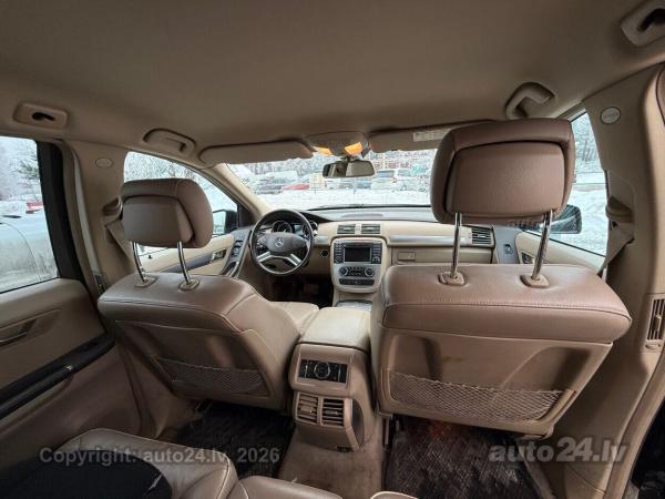 Melns Mercedes-Benz R-Class 2010 Tallina, ar dzinēja tilpumu 3.00 L un nobraukumu 216 tūkst. km par 9990 €, foto 11 vietnē AUTOMOTO.COM.LV