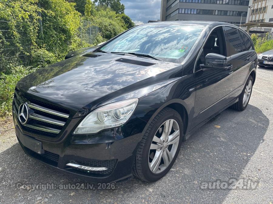 Melns Mercedes-Benz R-Class 2011 Pērnava, ar dzinēja tilpumu 3.00 L un nobraukumu 273 tūkst. km par 7990 €, foto 1 vietnē AUTOMOTO.COM.LV