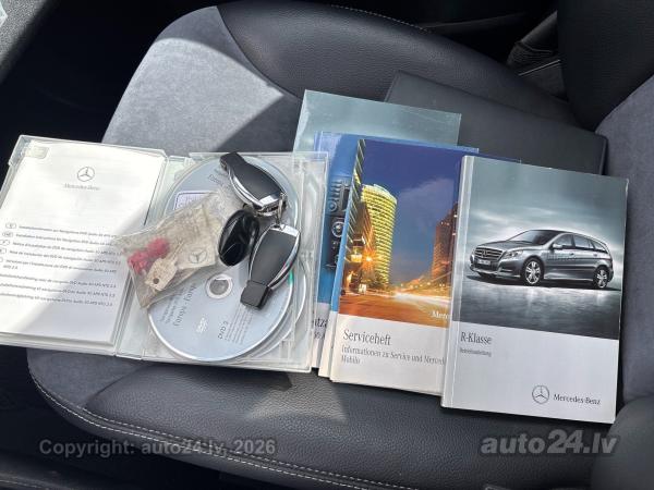 Melns Mercedes-Benz R-Class 2011 Pērnava, ar dzinēja tilpumu 3.00 L un nobraukumu 273 tūkst. km par 7990 €, foto 7 vietnē AUTOMOTO.COM.LV