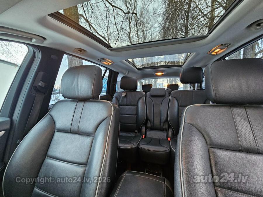 Melns Mercedes-Benz R-Class 2012 Tallina, ar dzinēja tilpumu 3.00 L un nobraukumu 390 tūkst. km par 7990 €, foto 8 vietnē AUTOMOTO.COM.LV