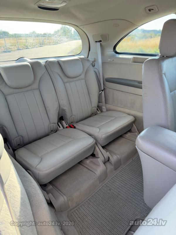 Grey Mercedes-Benz R-Class 2006 in Tallinn, with an engine capacity of 3.00 L and mileage of 345 thousand km for 3490 €, photo 9 on AUTOMOTO.COM.LV