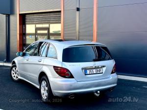 Grey Mercedes-Benz R-Class 2007 in Tallinn, with an engine capacity of 3.00 L and mileage of 240 thousand km for 6799 €, photo 13 on AUTOMOTO.COM.LV