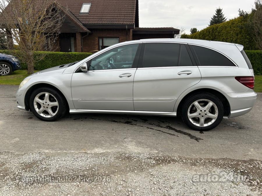 Pelēks Mercedes-Benz R-Class 2007 Tallina, ar dzinēja tilpumu 3.00 L un nobraukumu 340 tūkst. km par 4500 €, foto 3 vietnē AUTOMOTO.COM.LV