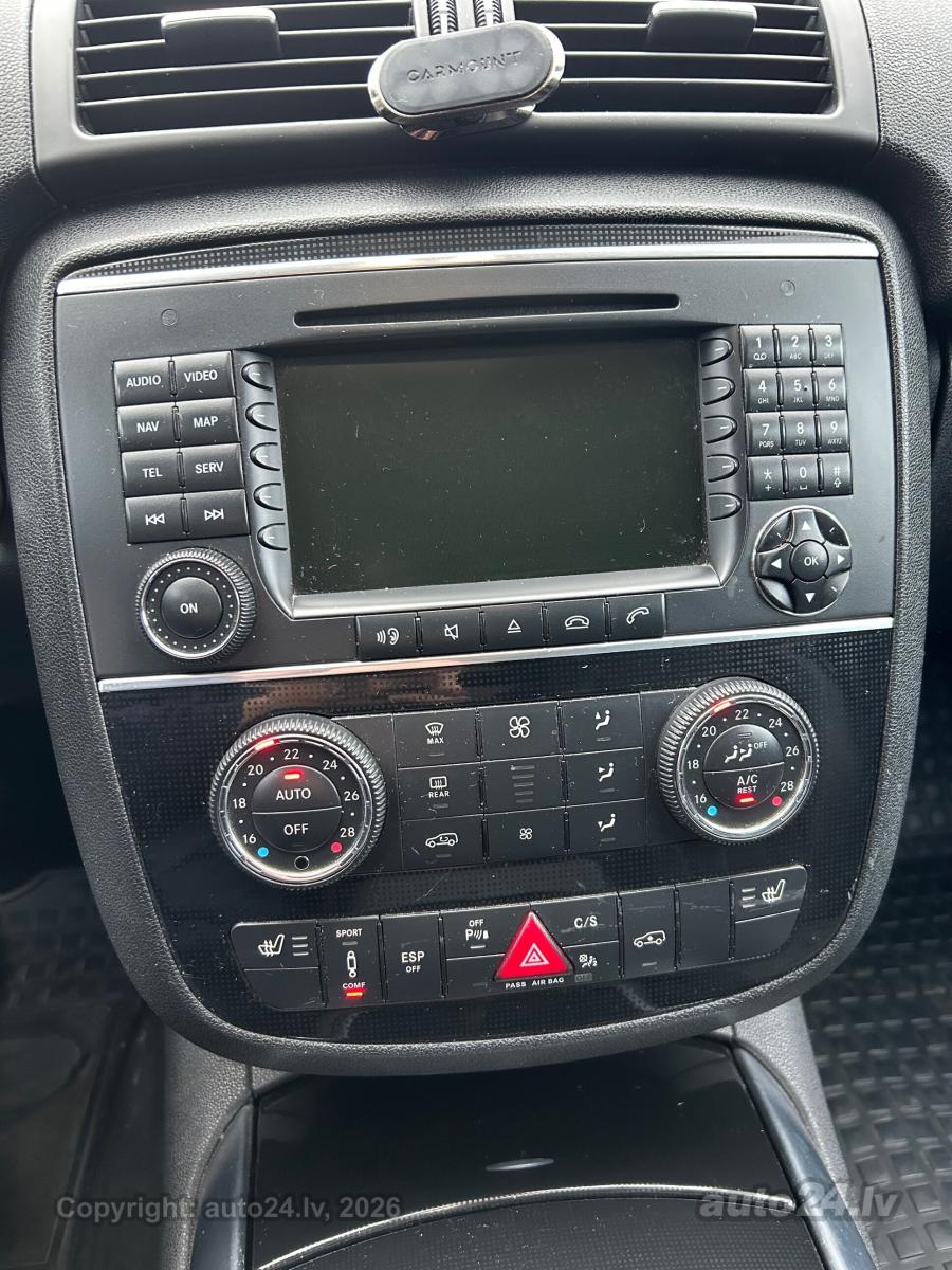 Pelēks Mercedes-Benz R-Class 2007 Tallina, ar dzinēja tilpumu 3.00 L un nobraukumu 340 tūkst. km par 4500 €, foto 11 vietnē AUTOMOTO.COM.LV