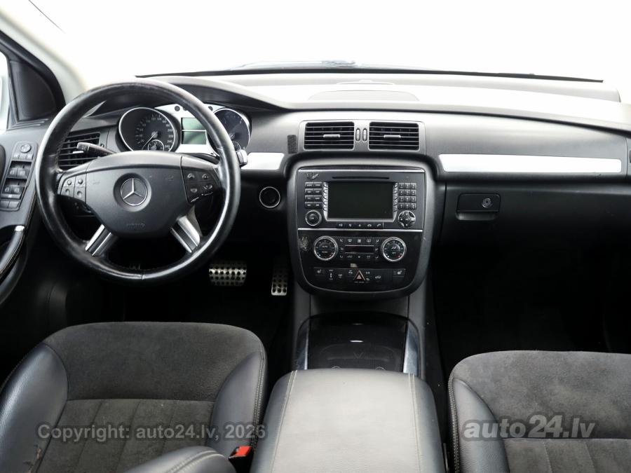 Grey Mercedes-Benz R-Class 2007 in Tallinn, with an engine capacity of 3.00 L and mileage of 319 thousand km for 2299 €, photo 6 on AUTOMOTO.COM.LV