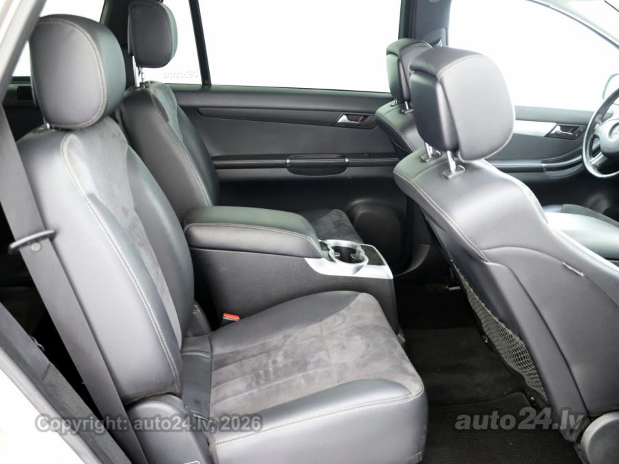 Grey Mercedes-Benz R-Class 2007 in Tallinn, with an engine capacity of 3.00 L and mileage of 319 thousand km for 2299 €, photo 8 on AUTOMOTO.COM.LV