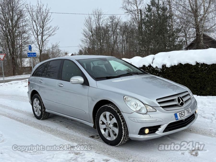 Pelēks Mercedes-Benz R-Class 2008 Rapla, ar dzinēja tilpumu 3.00 L un nobraukumu 0 tūkst. km par 3000 €, foto 3 vietnē AUTOMOTO.COM.LV