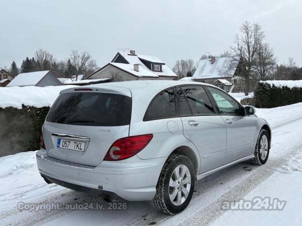 Pelēks Mercedes-Benz R-Class 2008 Rapla, ar dzinēja tilpumu 3.00 L un nobraukumu 0 tūkst. km par 3000 €, foto 4 vietnē AUTOMOTO.COM.LV