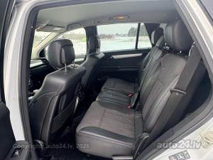 Pelēks Mercedes-Benz R-Class 2008 Rapla, ar dzinēja tilpumu 3.00 L un nobraukumu 0 tūkst. km par 3000 €, foto 10 vietnē AUTOMOTO.COM.LV