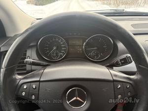 Pelēks Mercedes-Benz R-Class 2008 Rapla, ar dzinēja tilpumu 3.00 L un nobraukumu 0 tūkst. km par 3000 €, foto 14 vietnē AUTOMOTO.COM.LV