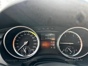 Pelēks Mercedes-Benz R-Class 2011 Tallina, ar dzinēja tilpumu 3.00 L un nobraukumu 313 tūkst. km par 7999 €, foto 9 vietnē AUTOMOTO.COM.LV