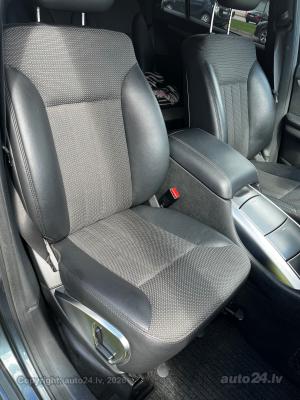 Pelēks Mercedes-Benz R-Class 2011 Tallina, ar dzinēja tilpumu 3.00 L un nobraukumu 313 tūkst. km par 7999 €, foto 15 vietnē AUTOMOTO.COM.LV