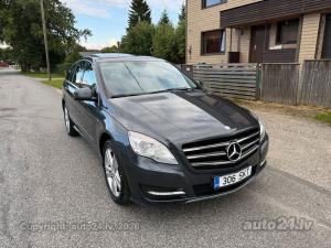 Grey Mercedes-Benz R-Class 2011 in Tallinn, with an engine capacity of 3.00 L and mileage of 238 thousand km for 8990 €, photo 8 on AUTOMOTO.COM.LV